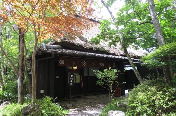 湯布院温泉「山のホテル 夢想園」の大露天風呂が凄かった！ - 毎日ビール.jp
