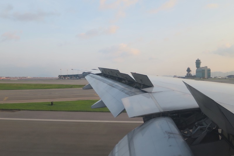 ドイツ発・キャセイパシフィック航空CX288便で香港国際空港まで飛んでみた。 - 毎日ビール.jp