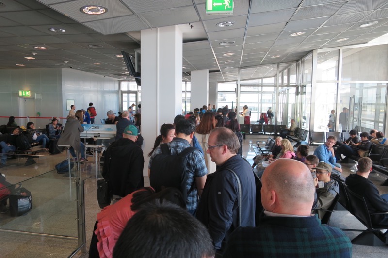 ドイツ発・キャセイパシフィック航空CX288便で香港国際空港まで飛んでみた。 - 毎日ビール.jp