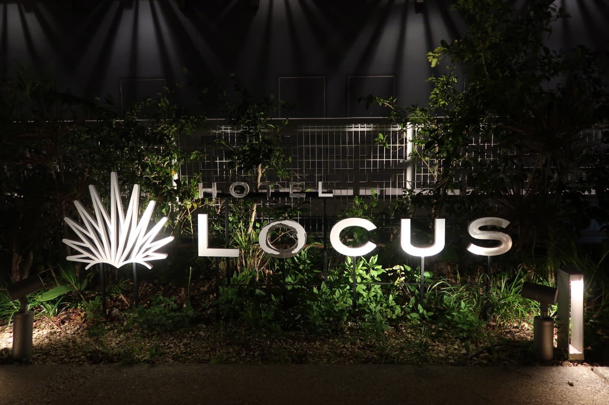 「HOTEL LOCUS」宮古島ひとり旅ならコンパクトルーム宿泊がちょうどいい。 - 毎日ビール.jp