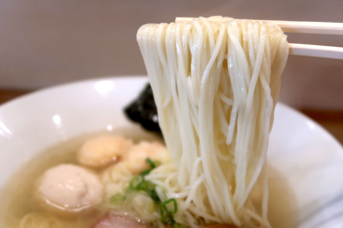 【閉店】宜野湾市「支那そばかでかる 沖国前店」この職人の麺を一生食べたい。究極の丼に心を揺さぶられた日。 - 毎日ビール.jp